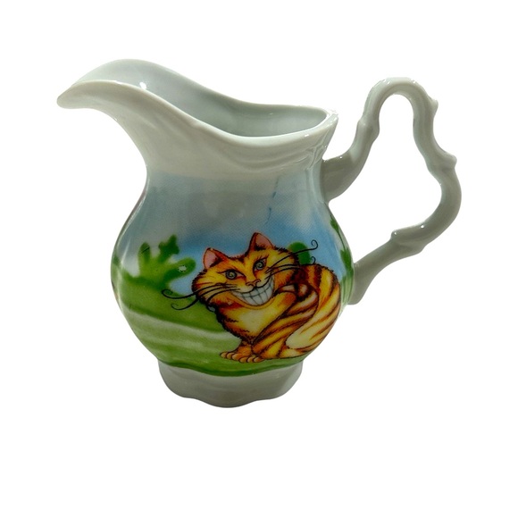 Dining | Alice In Wonderland 15th Anniversary Edition Cardew Designs ...